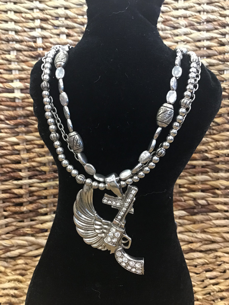 Triple Chain Revolver Necklace – Tack-M-Up Stables