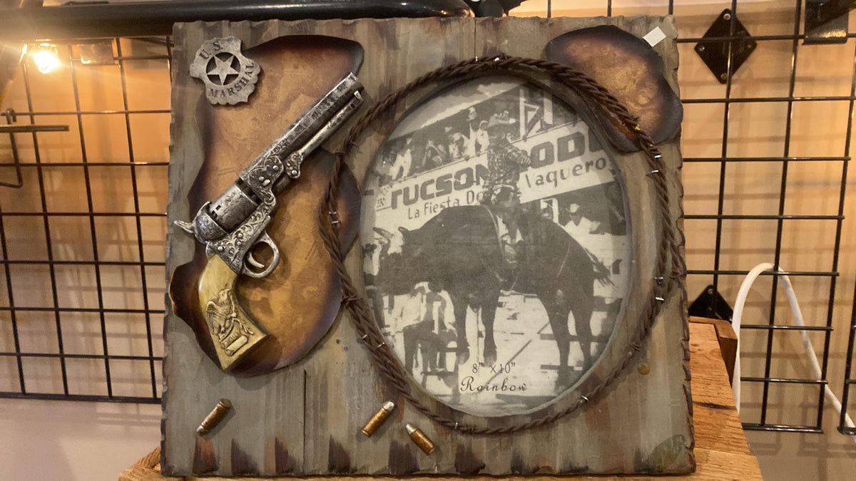 Western Pistol Gun Frame Western décor photo frame 8x10 – Tack-M-Up Stables